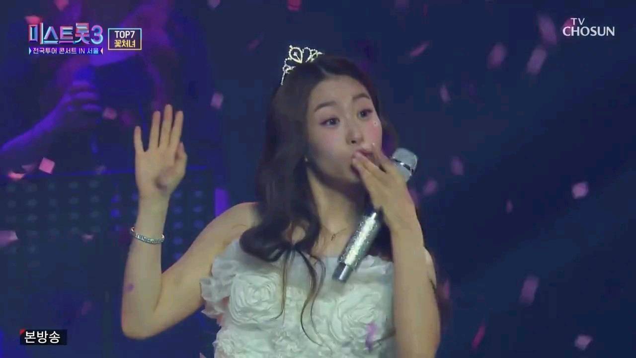 81렙80퍼 돌파~! 뿍이~♡ 82렙~뿌기~♡ ㄱㄱ씽~♡ ㅋ.ㅋ ^~♡ ^~^ : 리니지W-NCSOFT